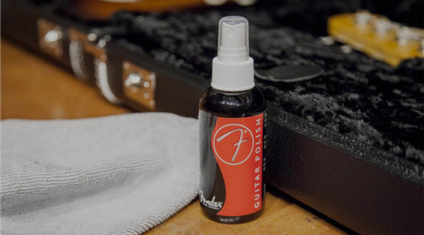 อุปกรณ์ดูแลรักษากีต้าร์ Fender Care & Cleaning ราคาพิเศษ – เบ๊ เงียบ เส็ง